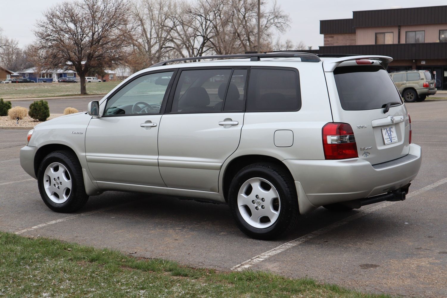 2004 Toyota Highlander Limited | Victory Motors of Colorado
