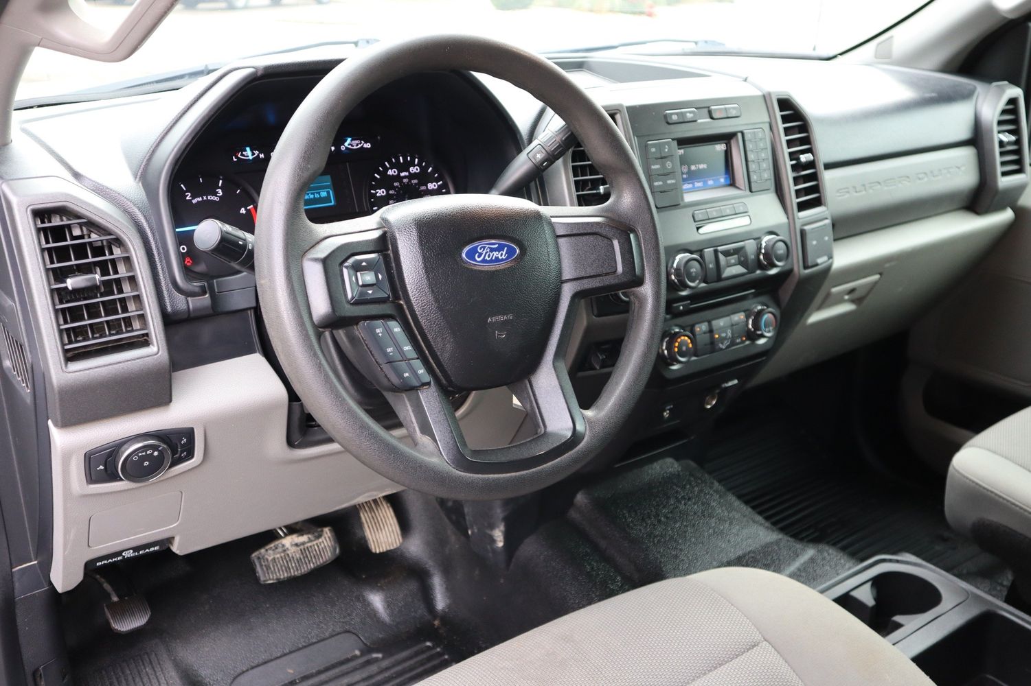 2017 Ford F-350 Super Duty XL | Victory Motors of Colorado