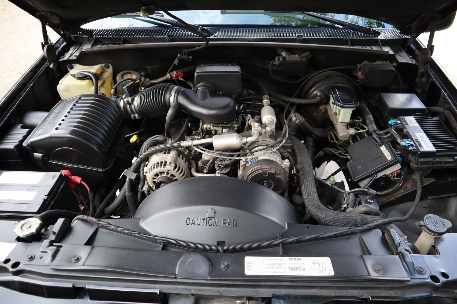 1999 Chevrolet Tahoe LS | Victory Motors of Colorado