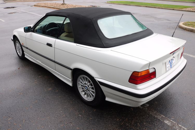 1997 BMW 318i Convertible | Victory Motors of Colorado