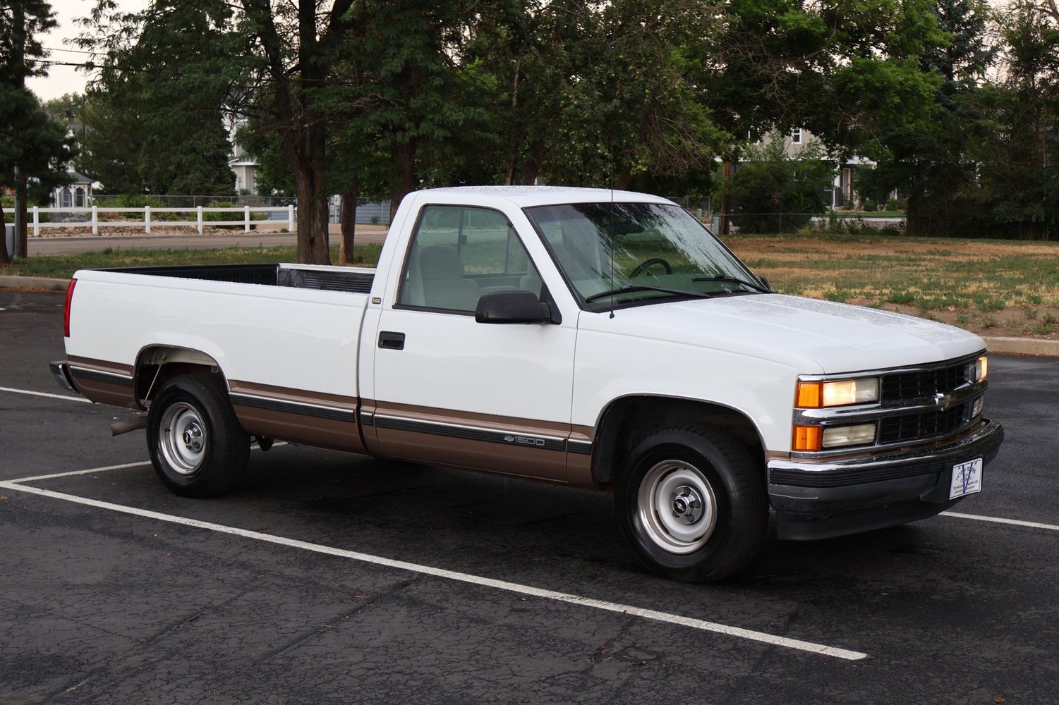 1998 Chevrolet C/K 1500 Series C1500 Silverado | Victory Motors of Colorado