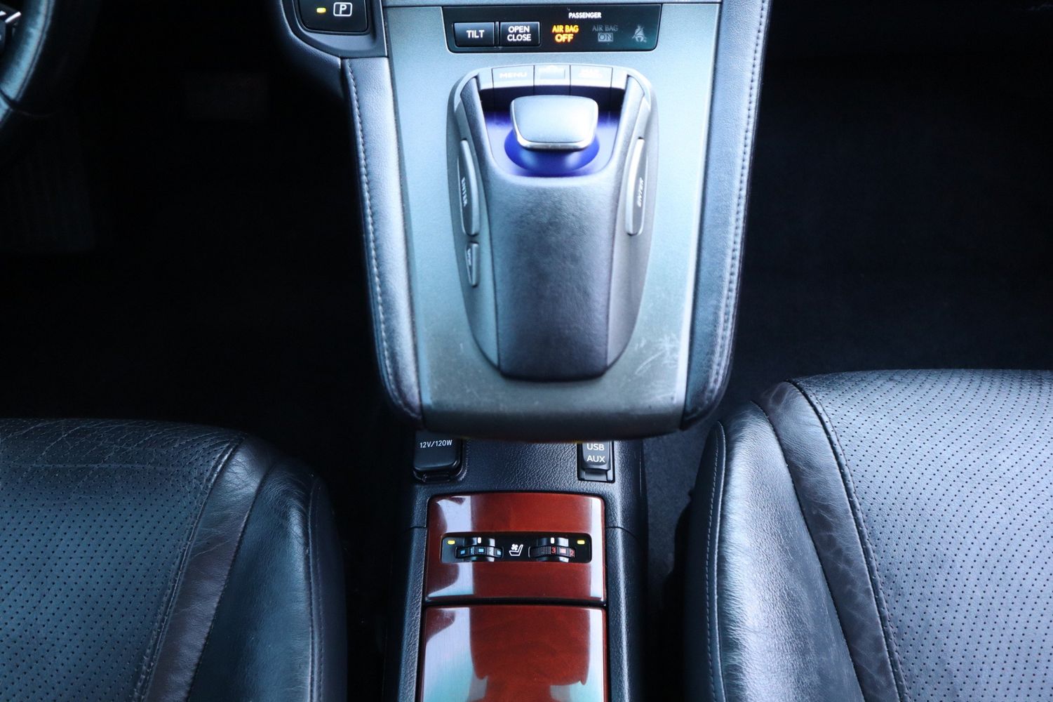 2010 Lexus HS 250h Base | Victory Motors of Colorado