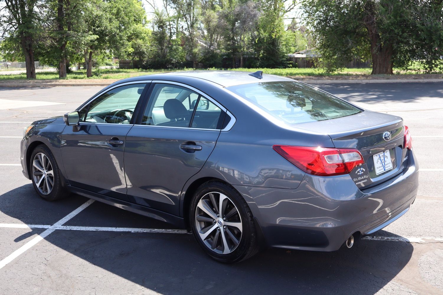 2016 Subaru Legacy 2.5i Limited | Victory Motors of Colorado