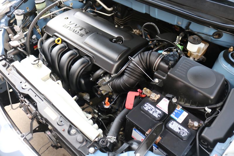 2003 Toyota Matrix Photos