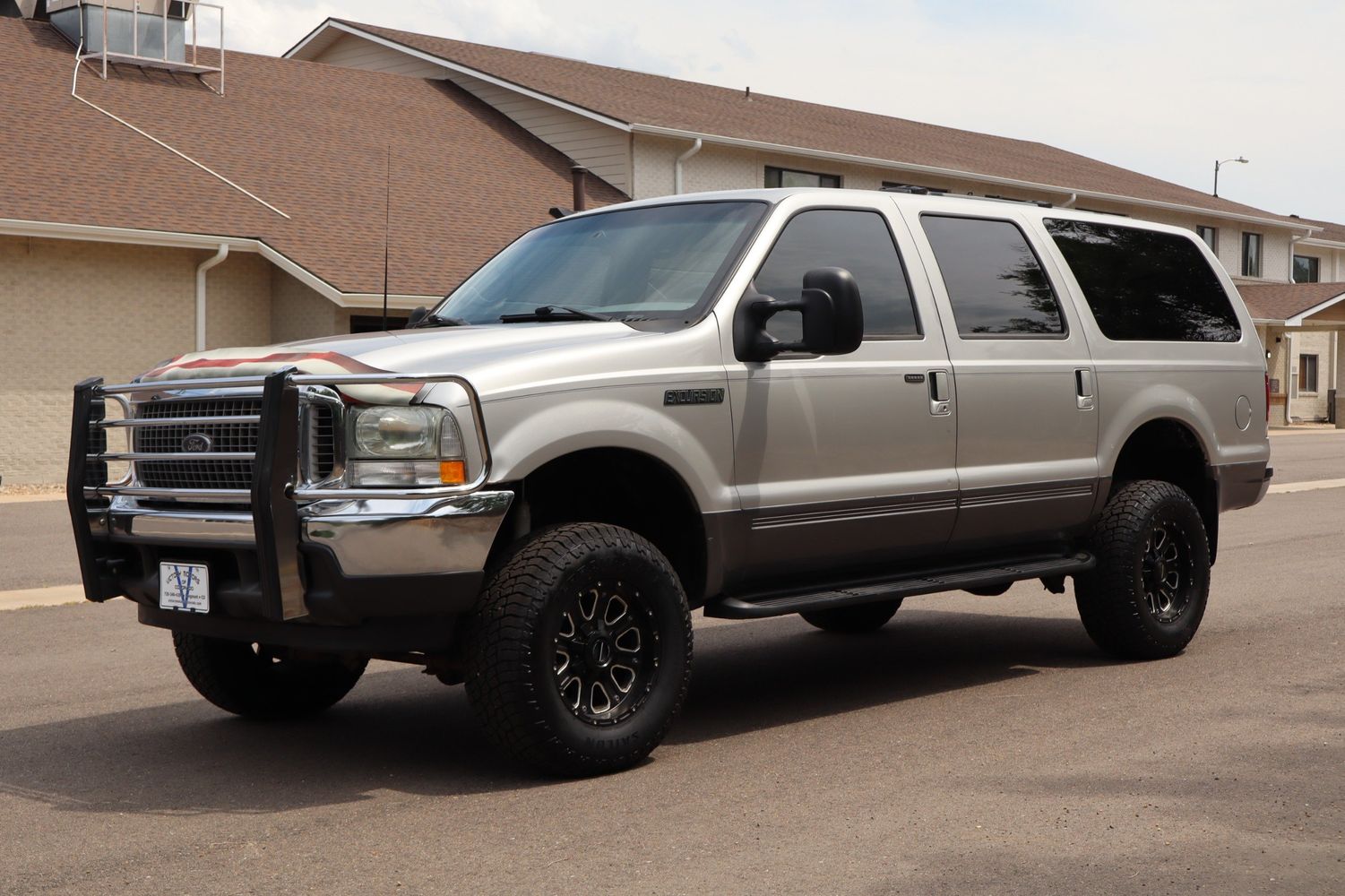2002 Ford Excursion XLT | Victory Motors of Colorado