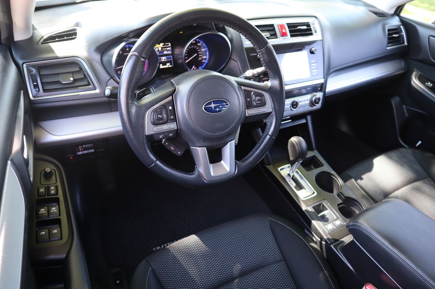 2016 Subaru Outback 2.5i Premium | Victory Motors of Colorado