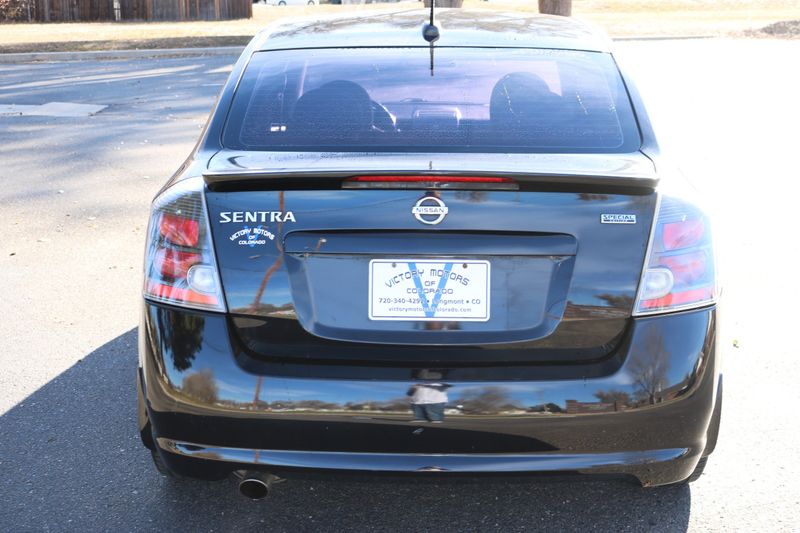 2012 Nissan Sentra Photos
