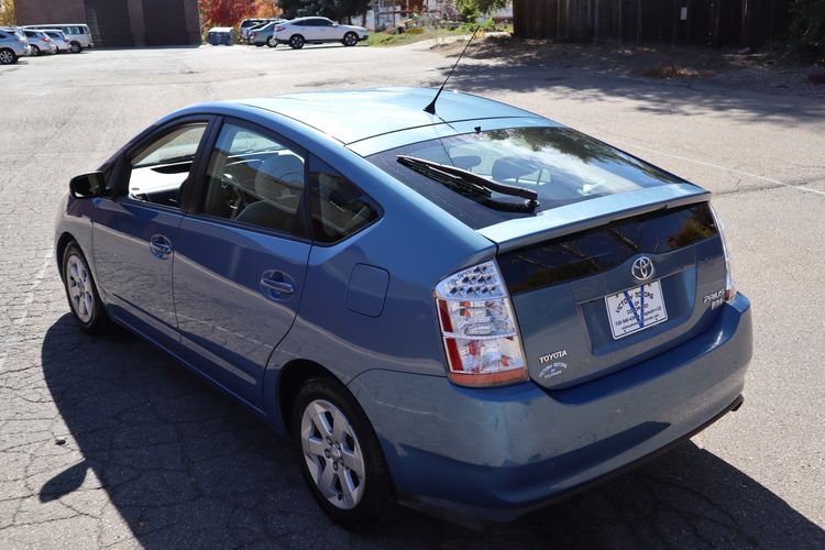 2007 Toyota Prius Base | Victory Motors of Colorado