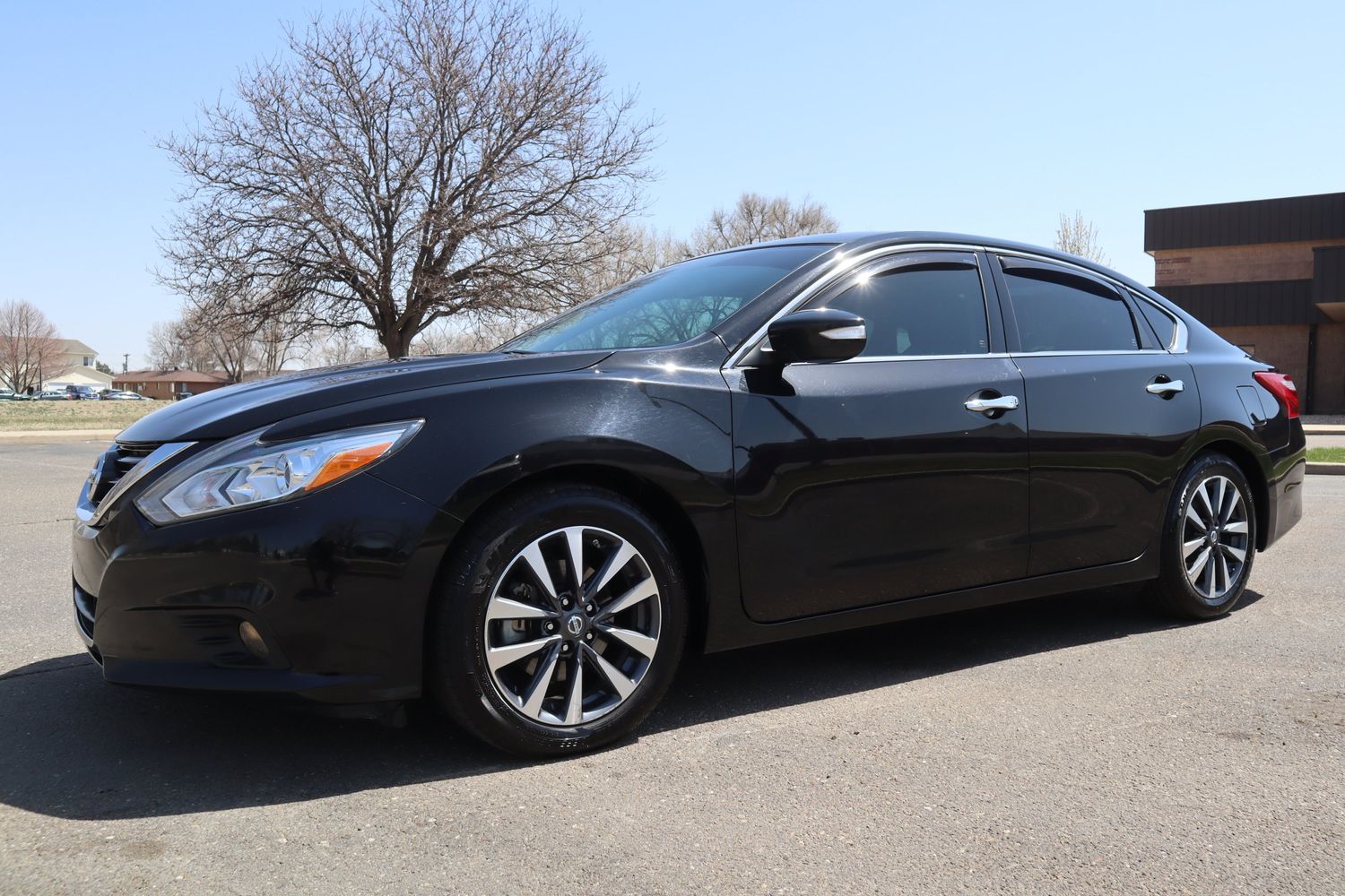 2017 Nissan Altima 2.5 SL | Victory Motors of Colorado