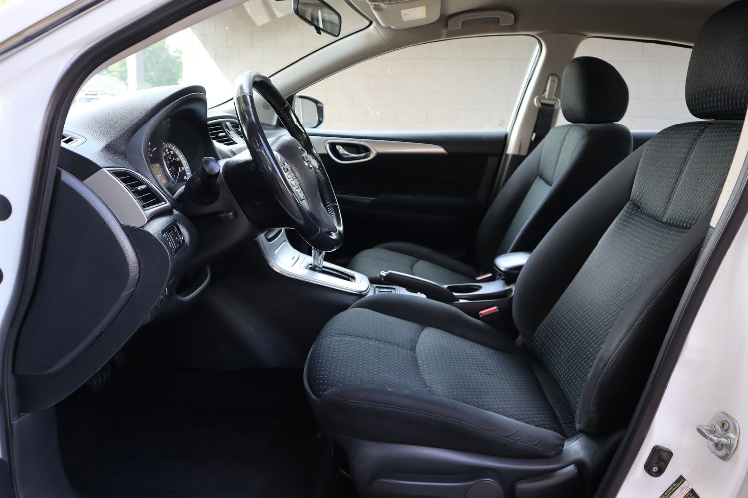 2015 Nissan Sentra SR | Victory Motors of Colorado