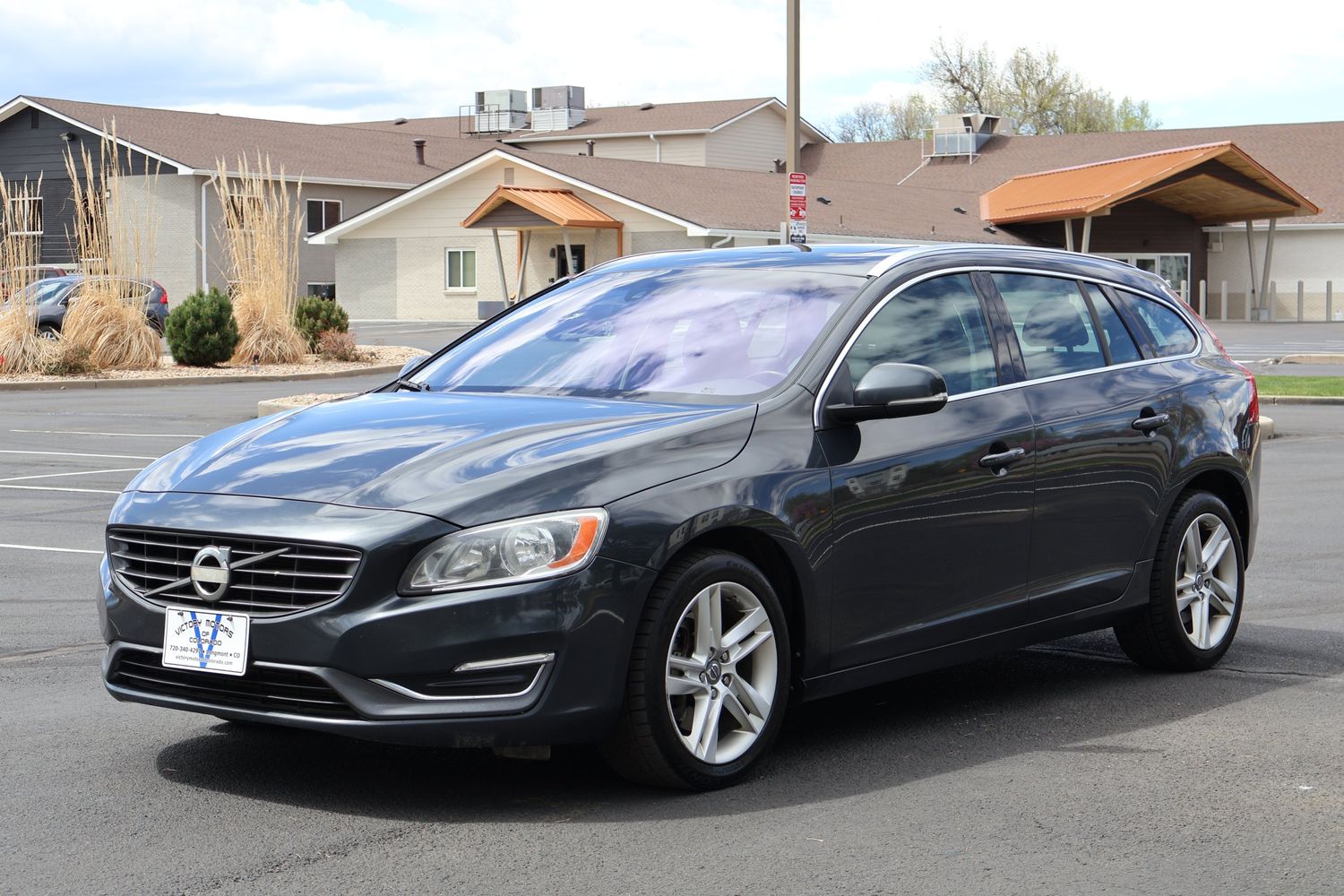 2015 Volvo V60 T5 Premier Plus | Victory Motors of Colorado