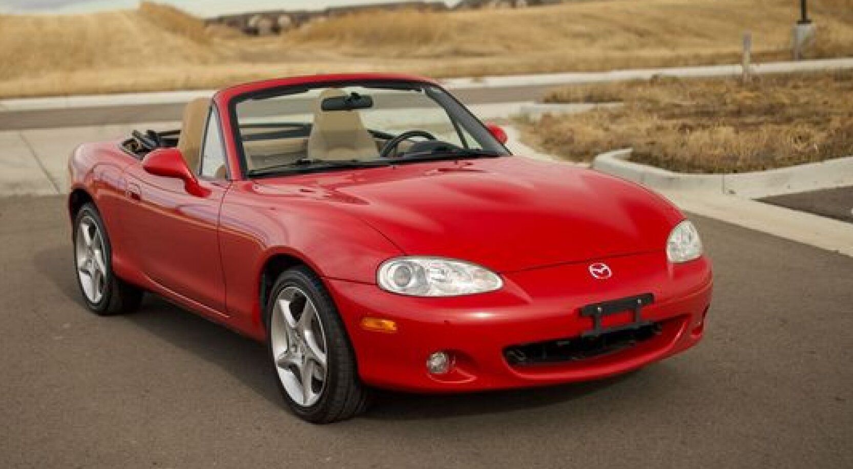 2002 Mazda MX-5 Miata Convertible | Storm Mountain Motors