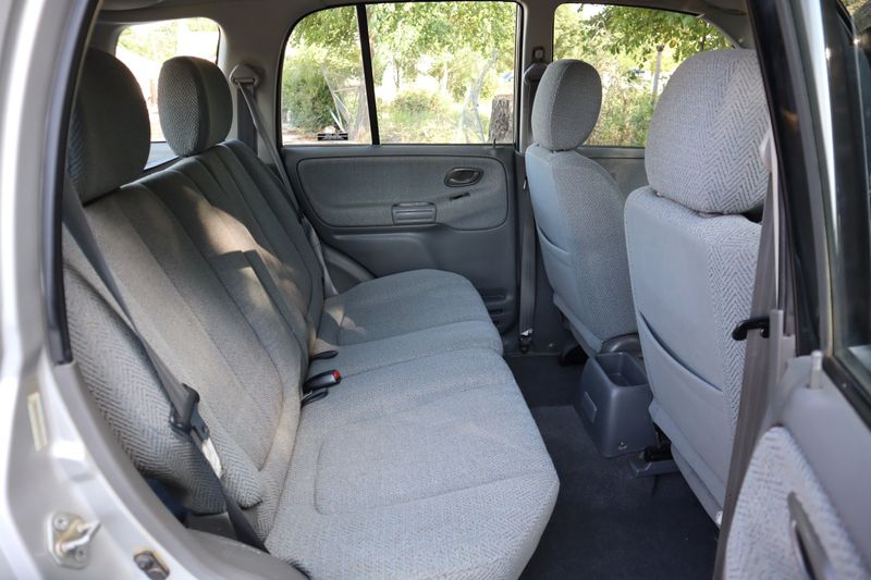 1999 Suzuki Grand Vitara Photos