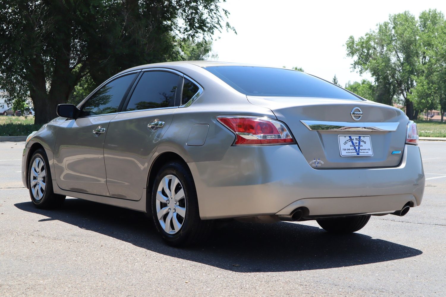 2014 Nissan Altima 2.5 SV | Victory Motors of Colorado
