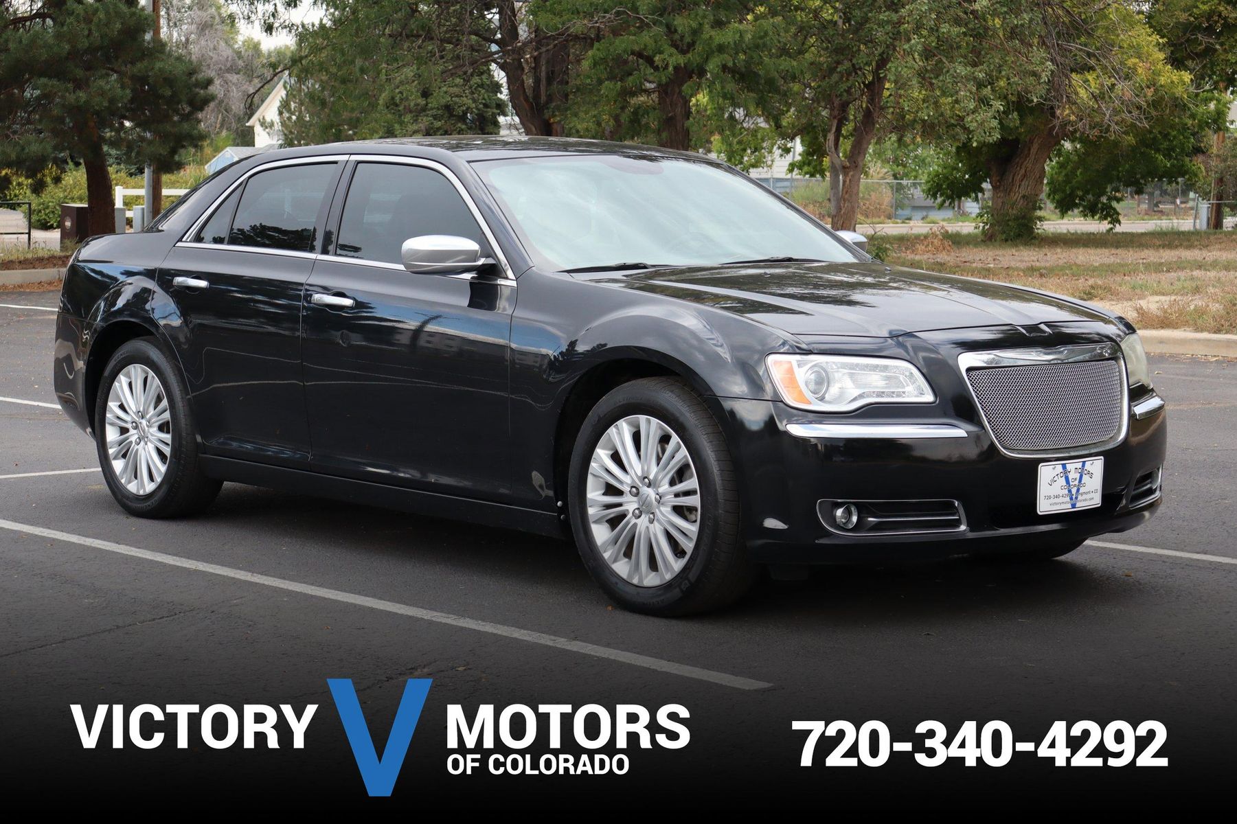 2014 Chrysler 300 C John Varvatos Luxury | Victory Motors of Colorado