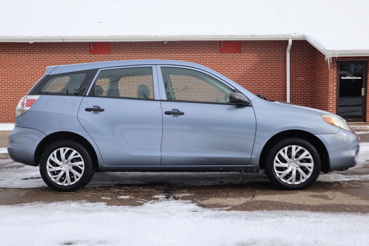 2005 Toyota Matrix | Victory Motors of Colorado