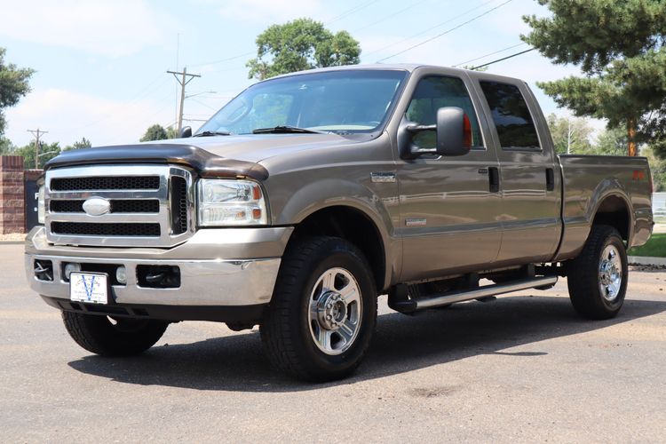 2005 Ford F-350 Super Duty Lariat | Victory Motors of Colorado
