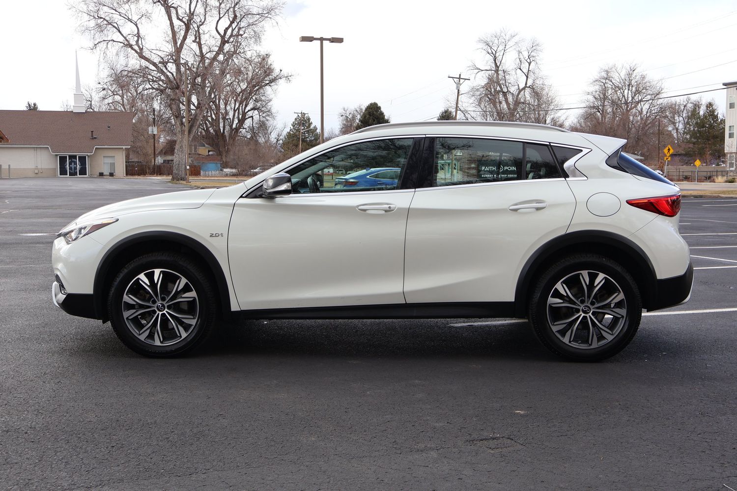 2018 INFINITI QX30 Luxury | Victory Motors of Colorado
