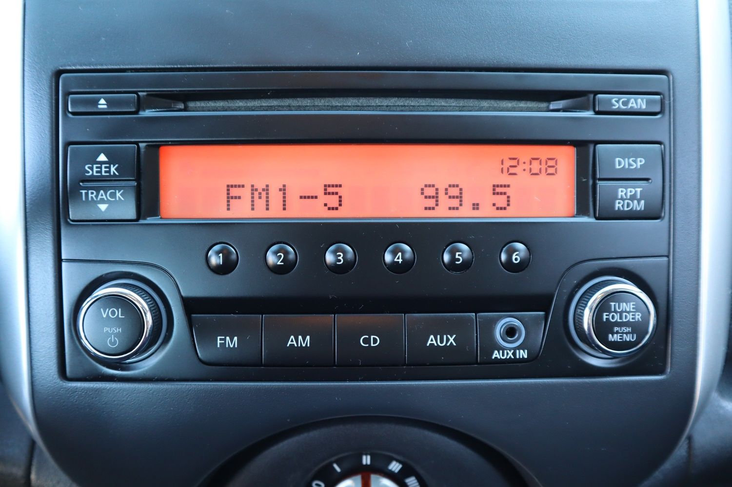 2014 Nissan Versa Note SV | Victory Motors of Colorado