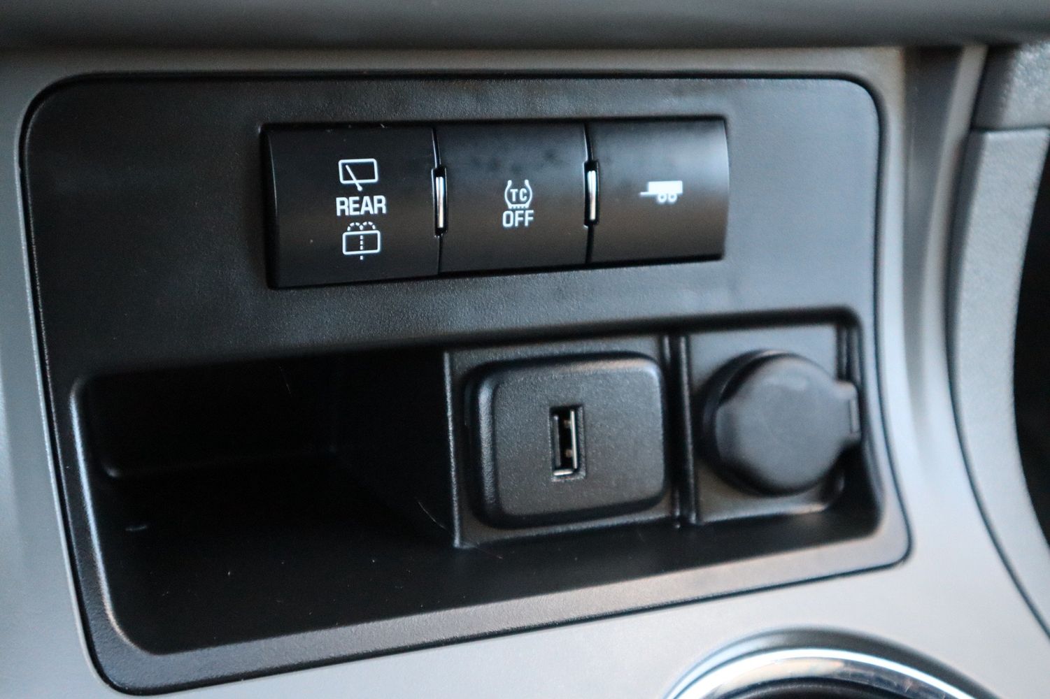 2017 Chevrolet Traverse LS | Victory Motors of Colorado