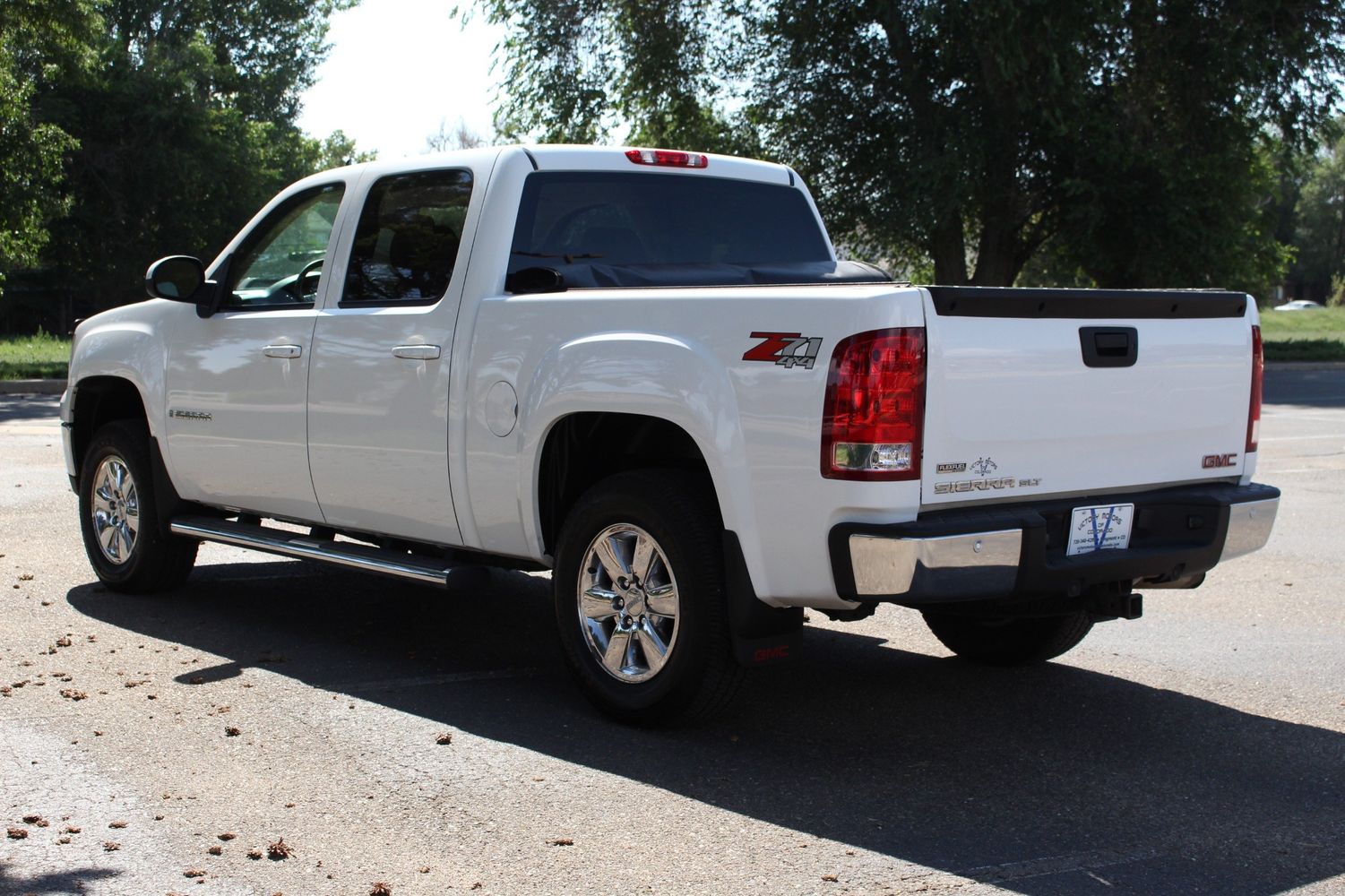 2009 GMC Sierra 1500 SLT | Victory Motors of Colorado