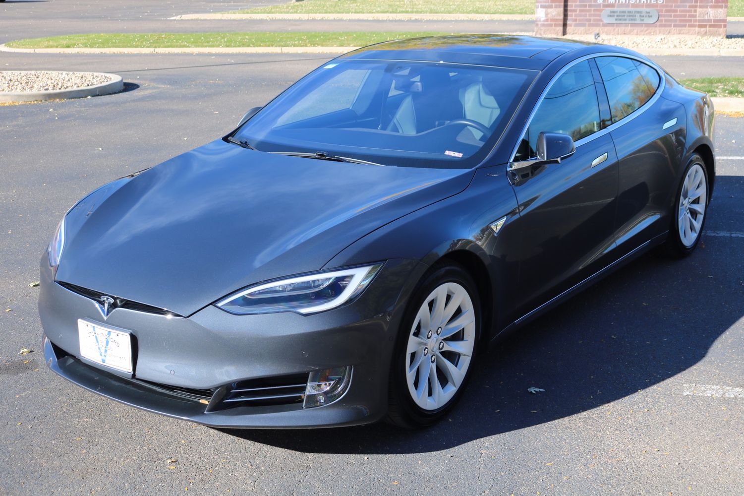 2016 Tesla Model S 75D | Victory Motors of Colorado