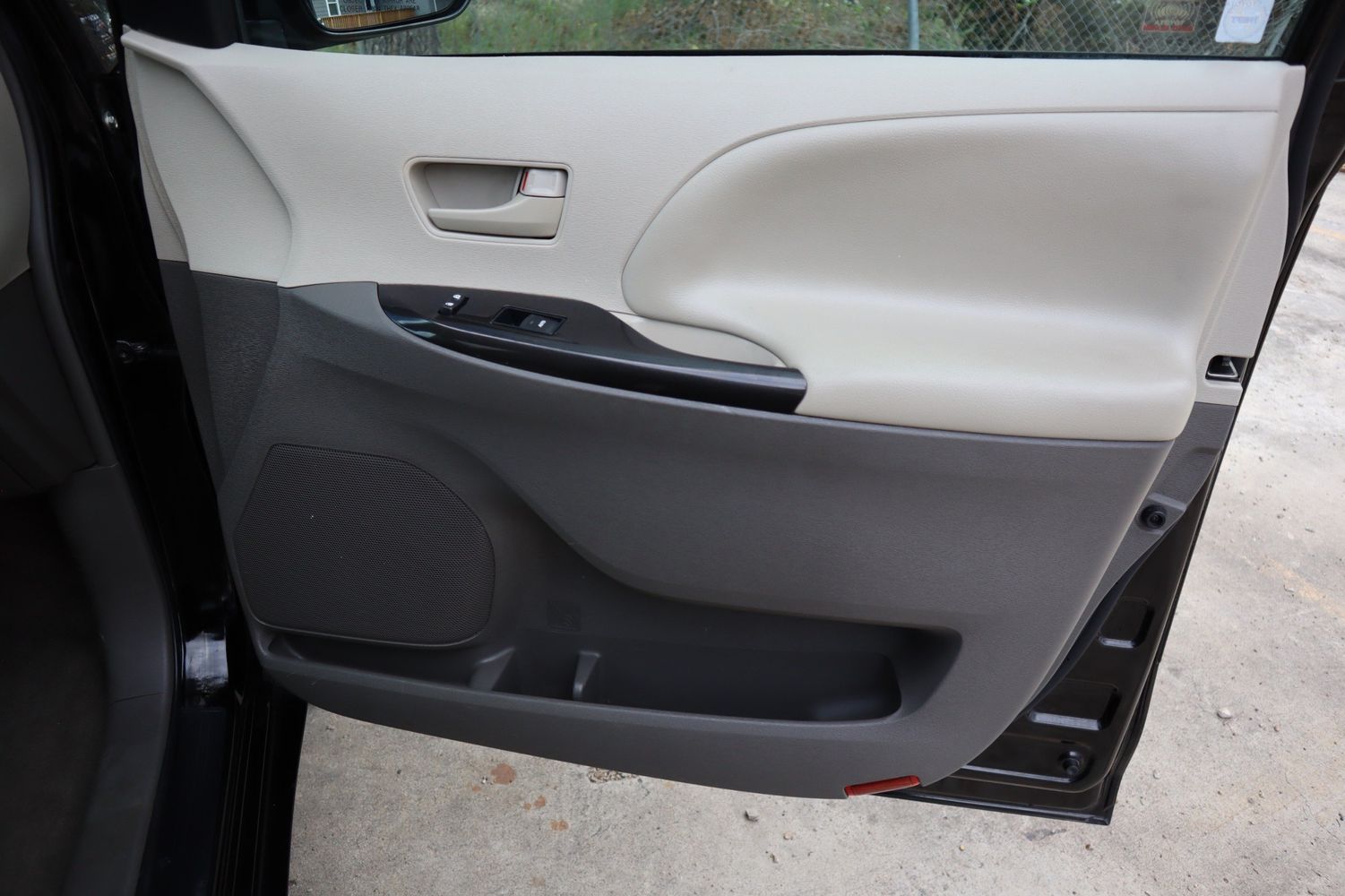 2012 Toyota Sienna LE 8-Passenger | Victory Motors of Colorado