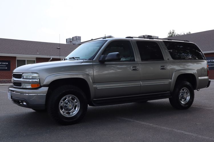 2003 Chevrolet Suburban 2500 LT | Victory Motors of Colorado