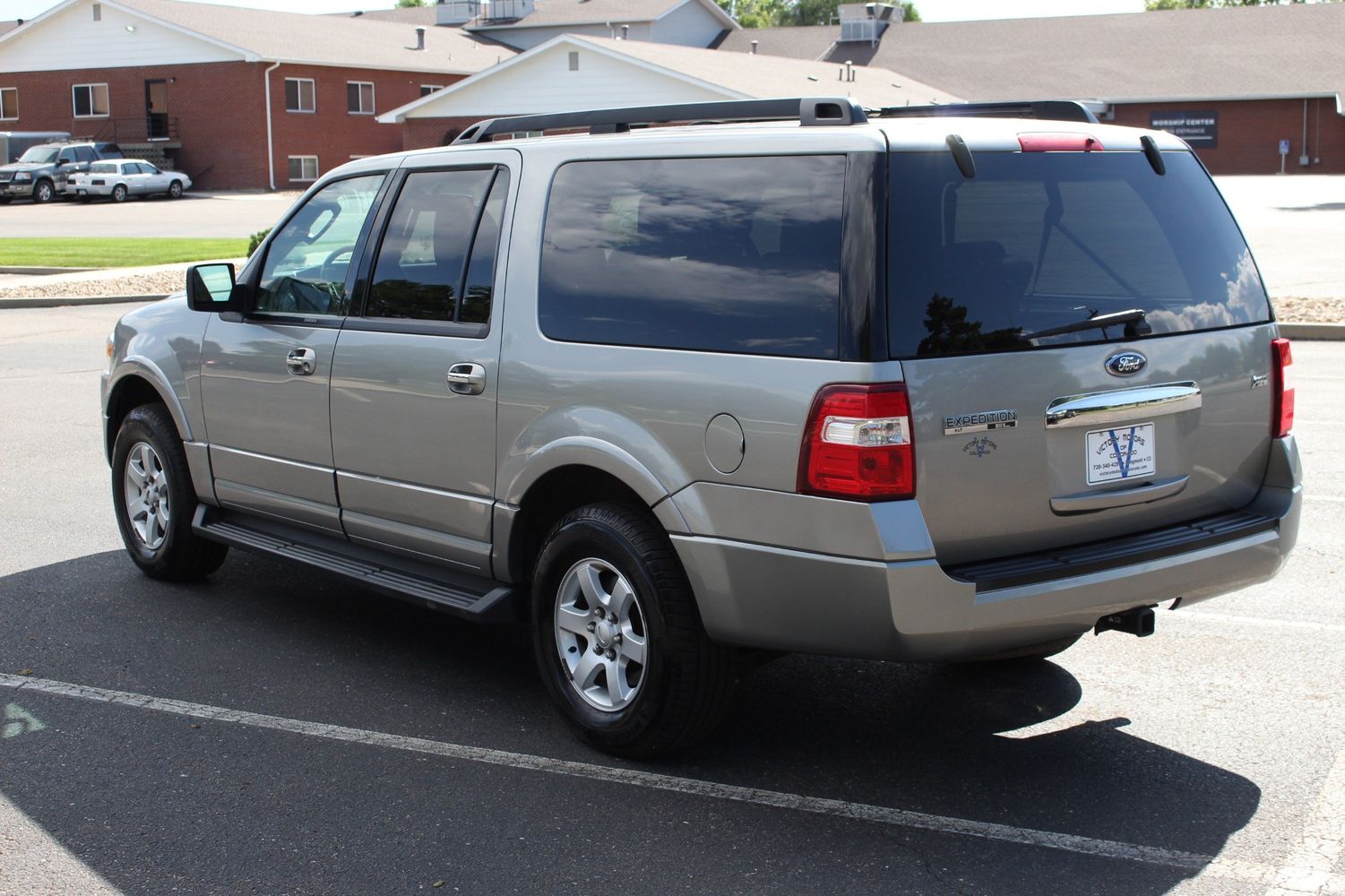 2009 Ford Expedition EL XLT | Victory Motors of Colorado