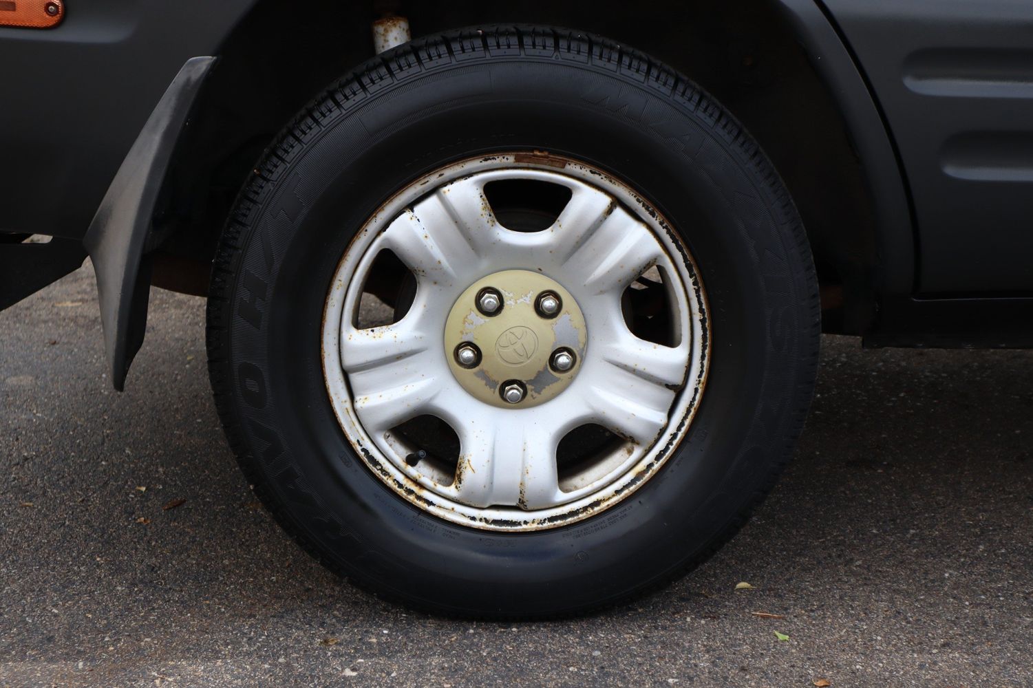 1999 Toyota RAV4 Base | Victory Motors of Colorado