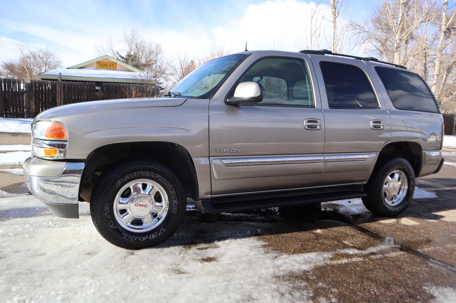 2002 GMC Yukon SLT | Victory Motors of Colorado