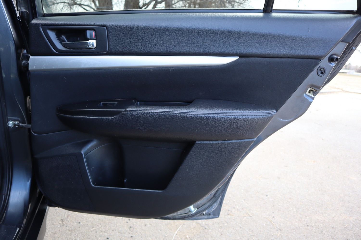 2012 Subaru Outback 2.5i Premium | Victory Motors of Colorado