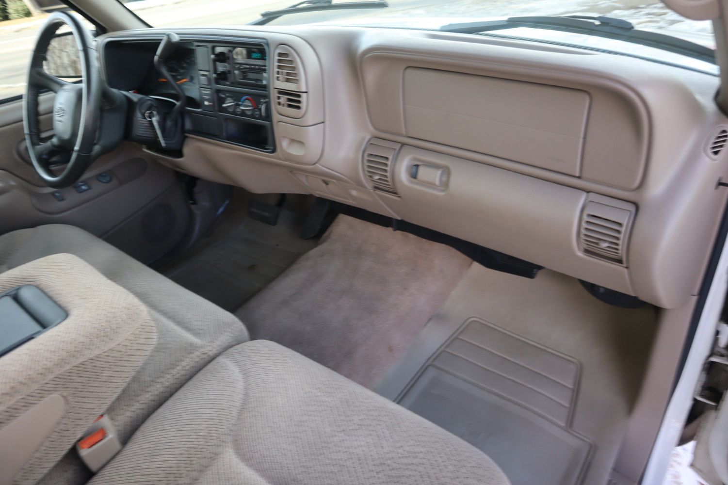 1998 Chevrolet C/K 1500 Series C1500 Silverado | Victory Motors of Colorado