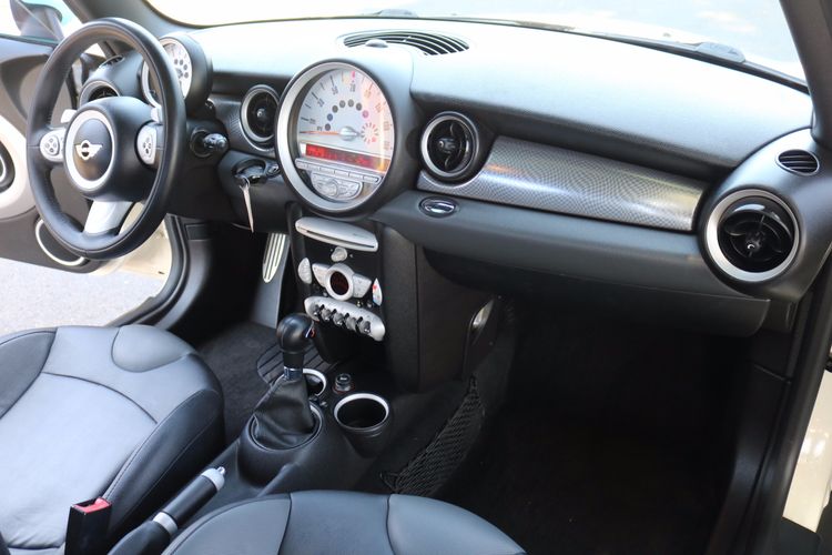 2007 MINI Cooper S | Victory Motors of Colorado