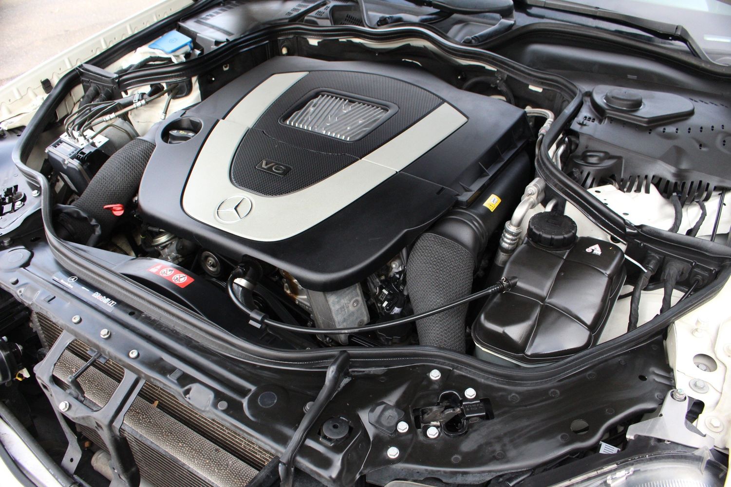 2009 Mercedes-Benz E 350 E Class 4MATIC | Victory Motors of Colorado