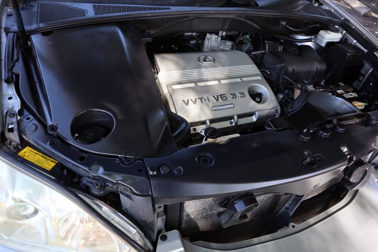 2004 Lexus RX 330 Base | Victory Motors of Colorado