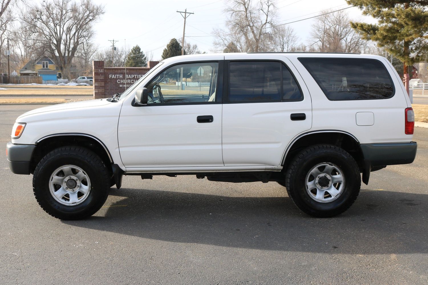 1998 Toyota 4Runner SR5 | Victory Motors of Colorado