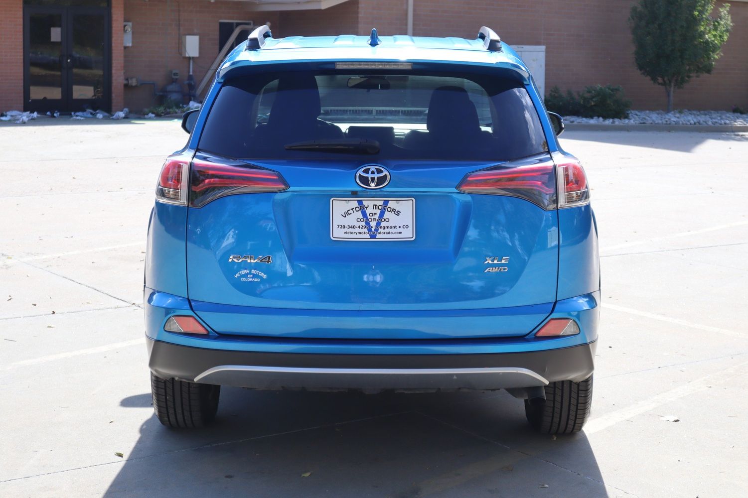 2018 Toyota RAV4 XLE | Victory Motors of Colorado