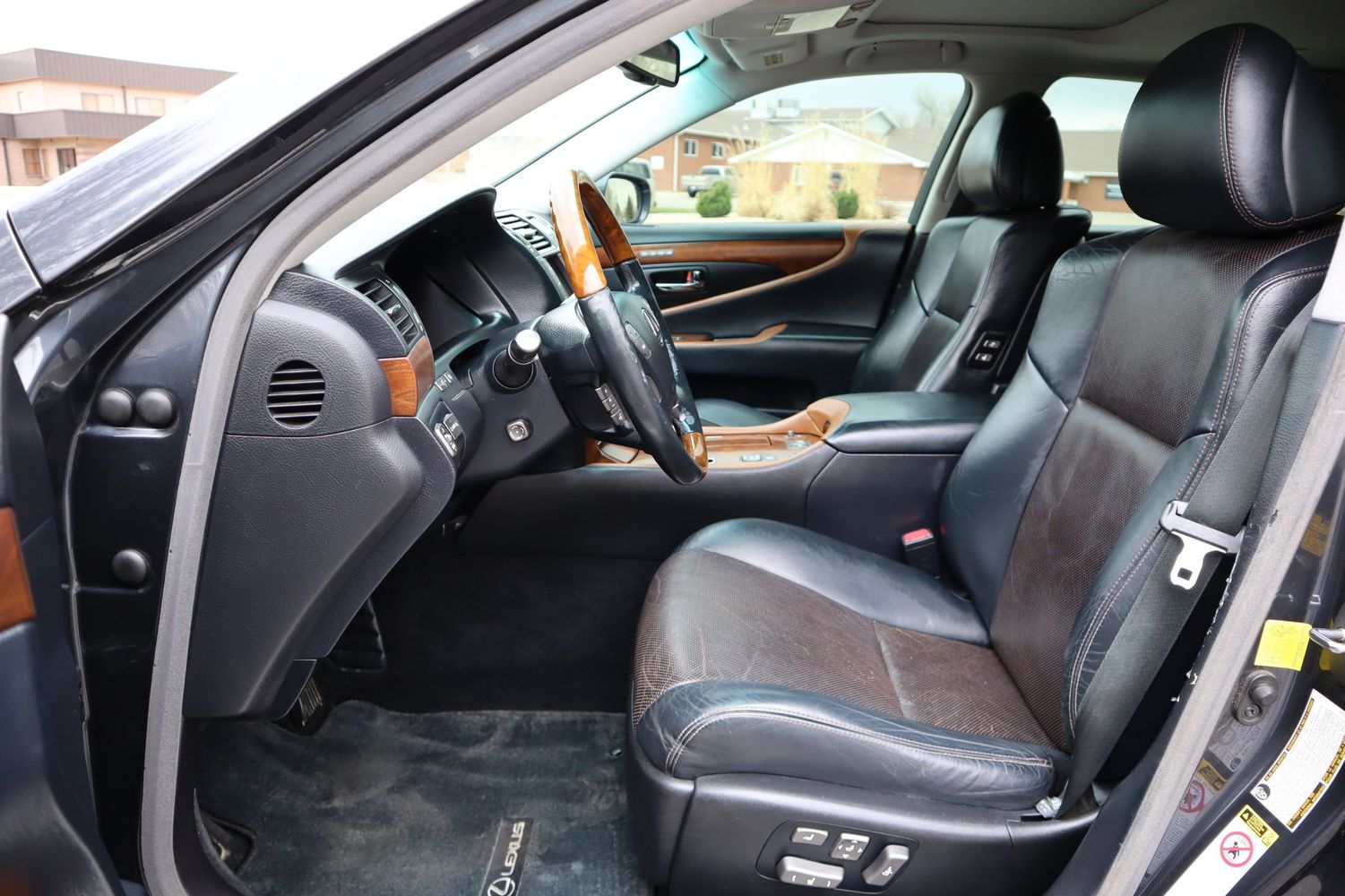 2011 Lexus LS 460 Base | Victory Motors of Colorado