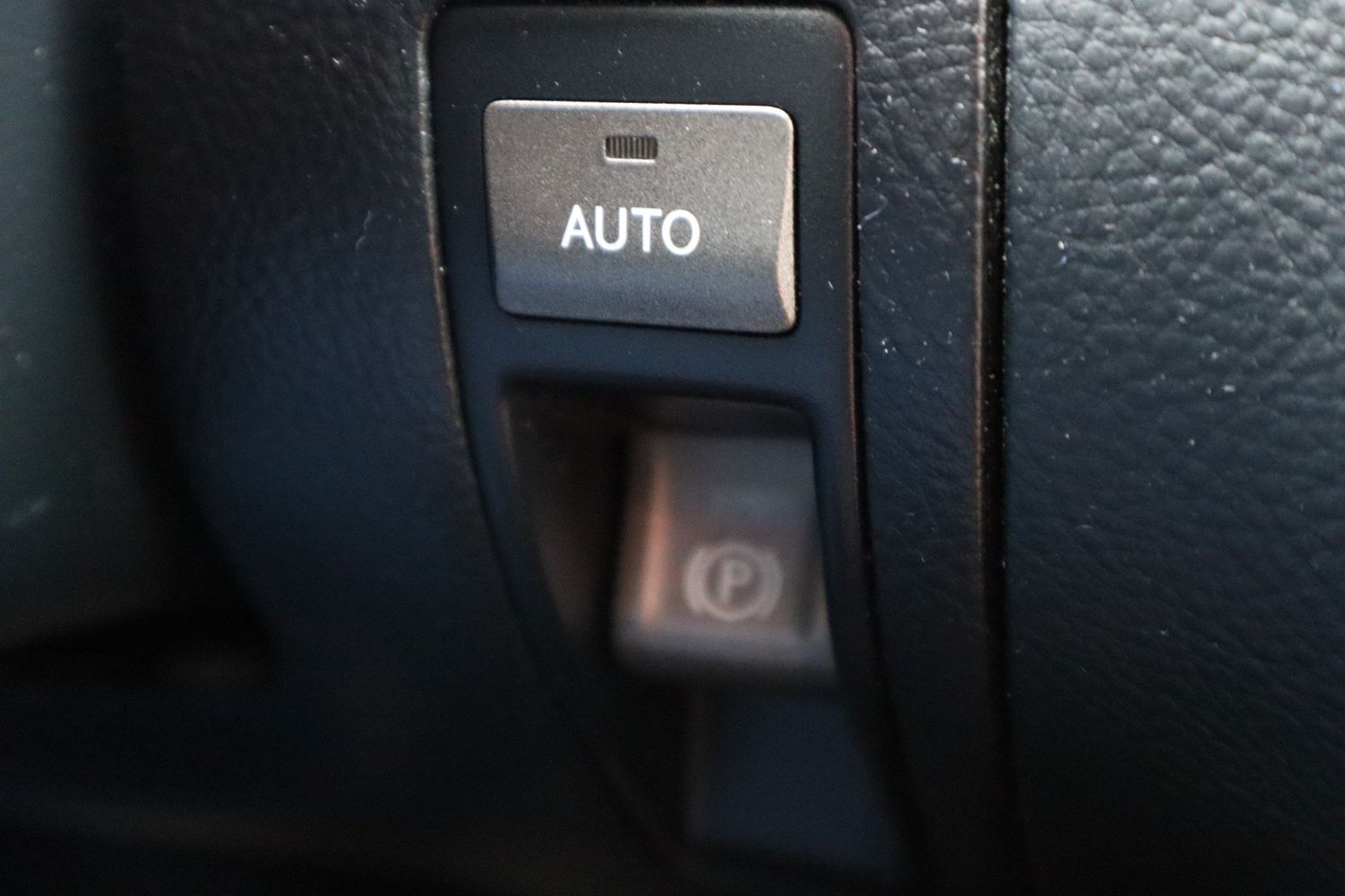 2011 Lexus LS 460 Base | Victory Motors of Colorado