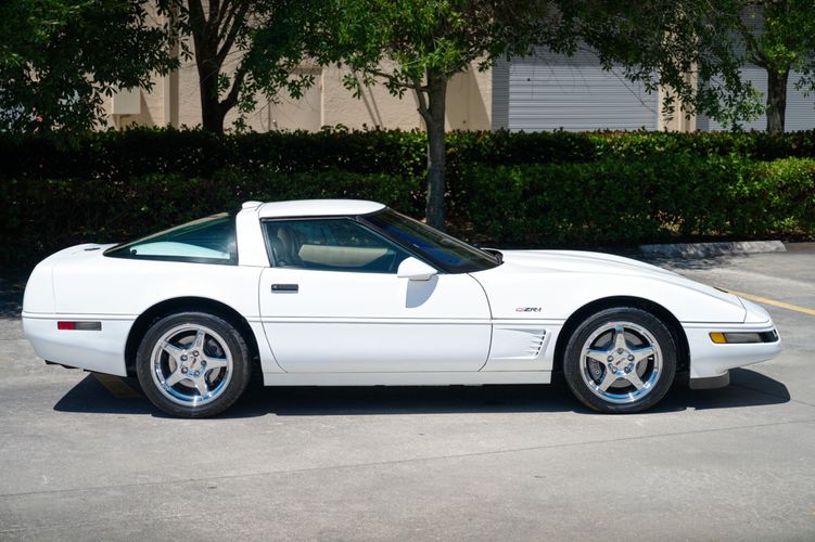 1995 CHEVROLET CORVETTE ZR1 | JLD AUTO GROUP