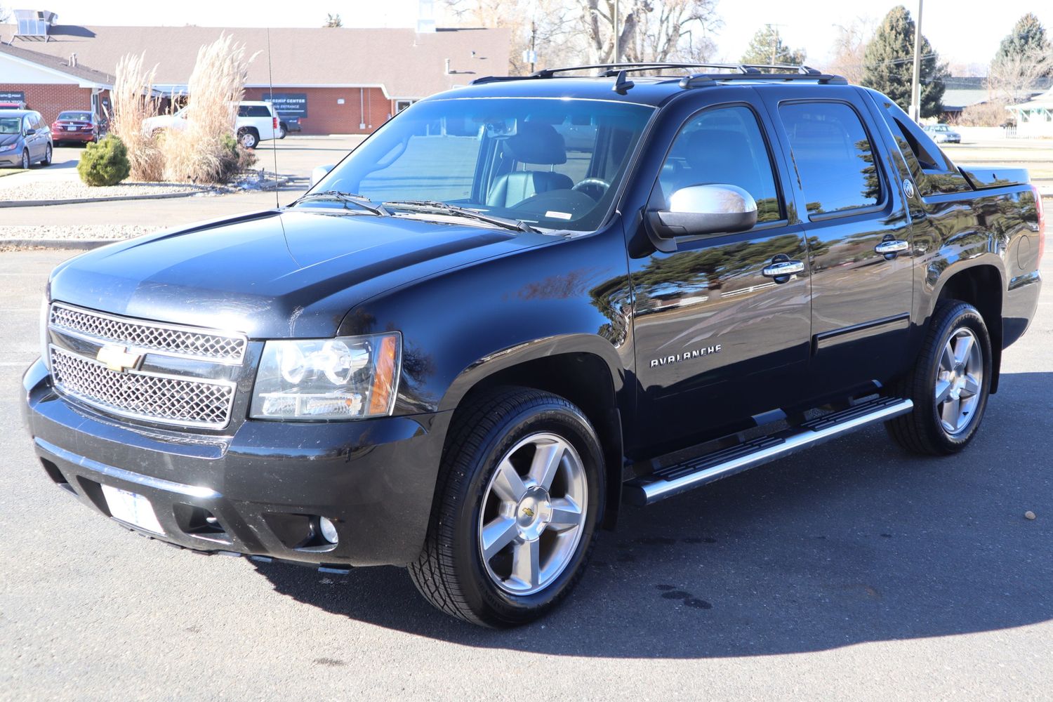 2013 Chevrolet Avalanche LT Black Diamond | Victory Motors of Colorado