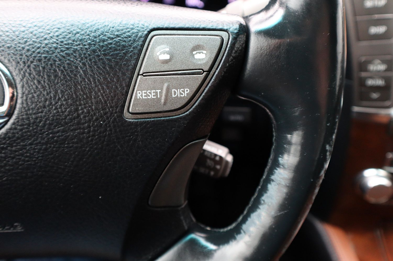 2011 Lexus LS 460 Base | Victory Motors of Colorado