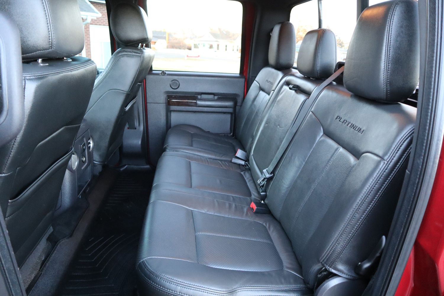 2016 Ford F-350 Super Duty Platinum | Victory Motors of Colorado