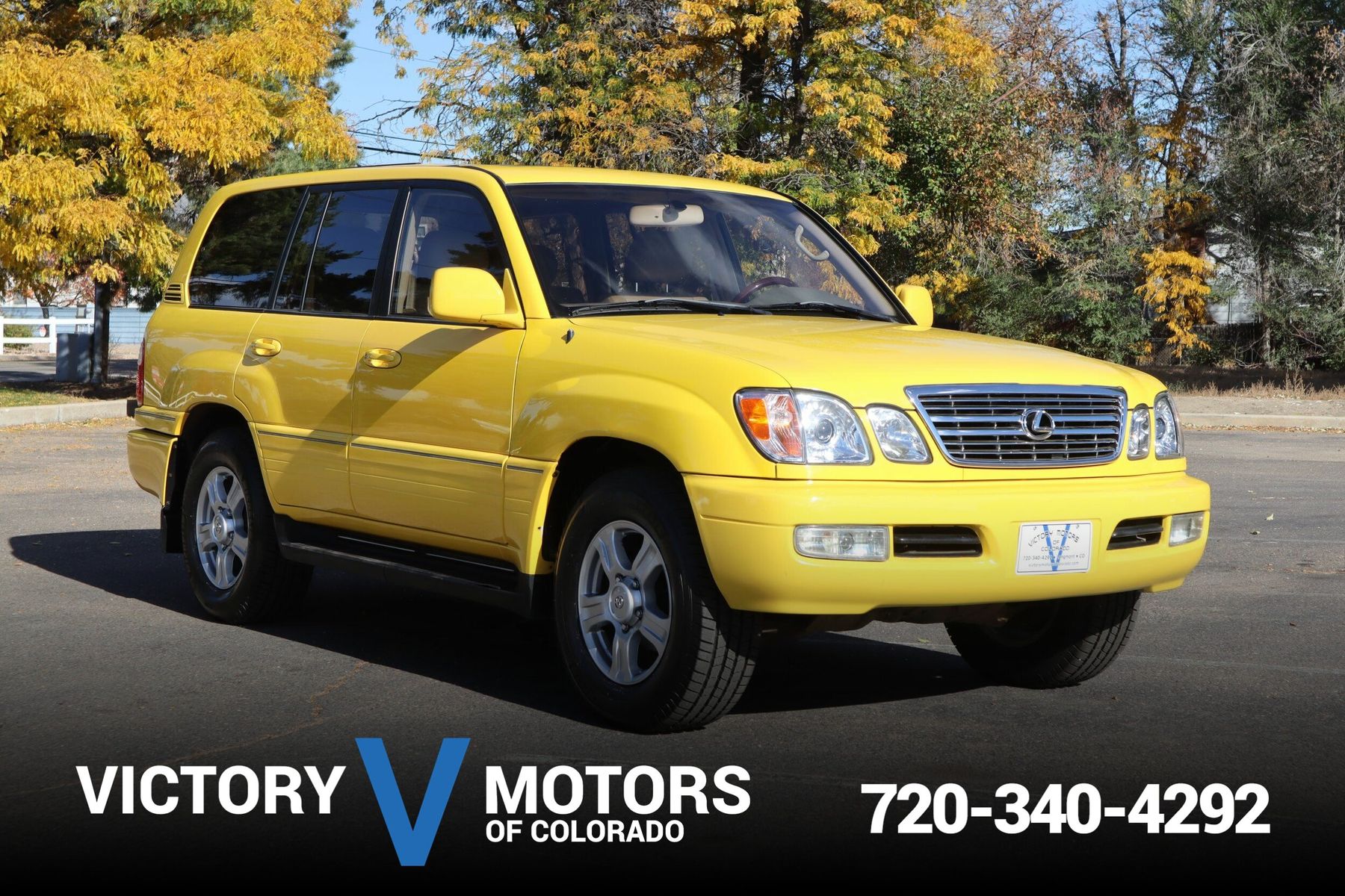 2001 Lexus LX 470 Base | Victory Motors of Colorado