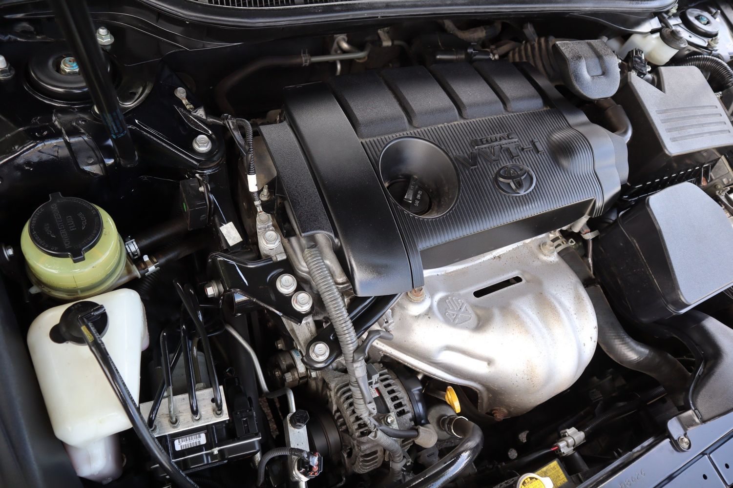 2011 Toyota Camry Base | Victory Motors of Colorado