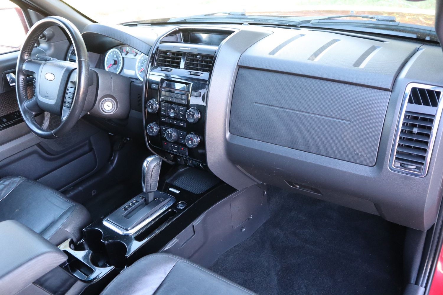 2012 Ford Escape Limited | Victory Motors of Colorado