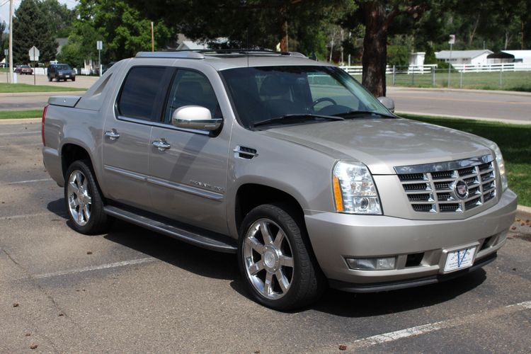 2007 Cadillac Escalade EXT | Victory Motors of Colorado
