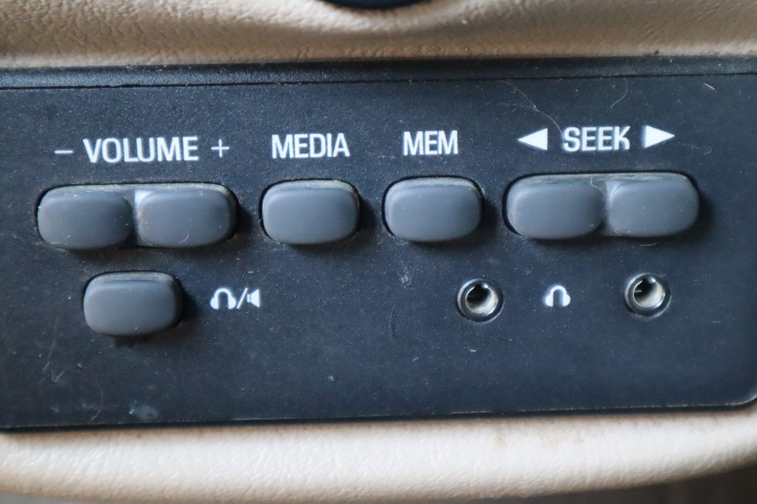 2001 Ford Excursion Limited | Victory Motors of Colorado