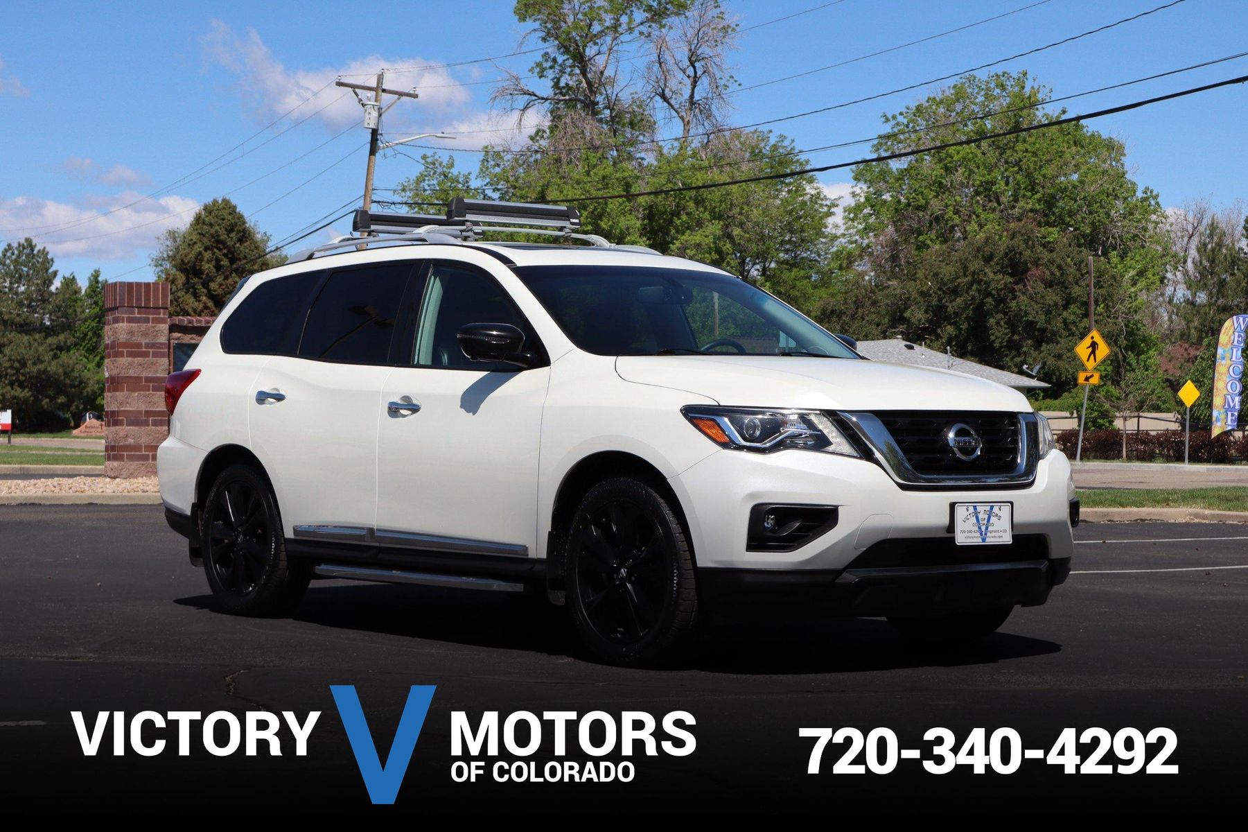 2017 Nissan Pathfinder Platinum | Victory Motors of Colorado